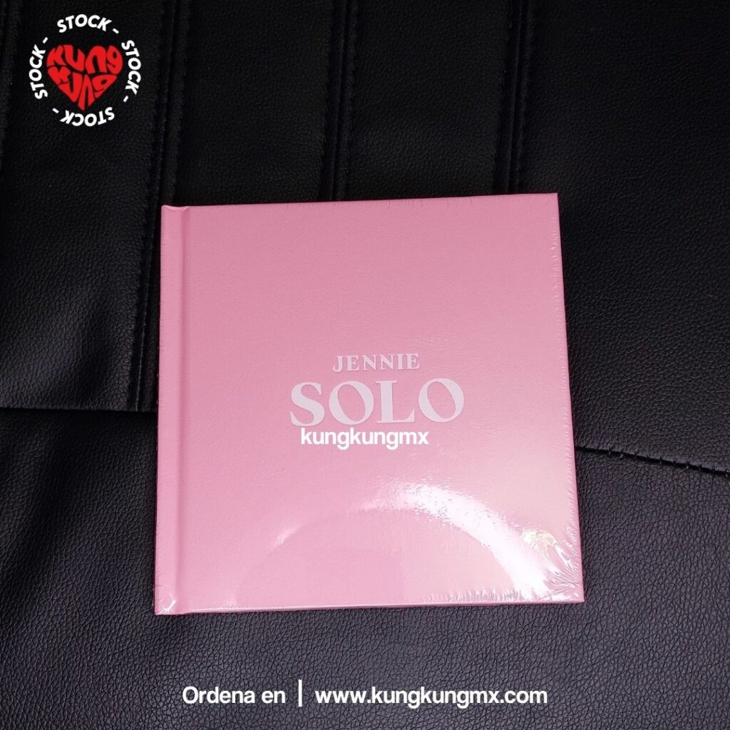 (Stock) BLACKPINK (JENNIE): SOLO Photobook – 쿵쿵 (KungKung)